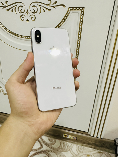 Iphone X ideal.