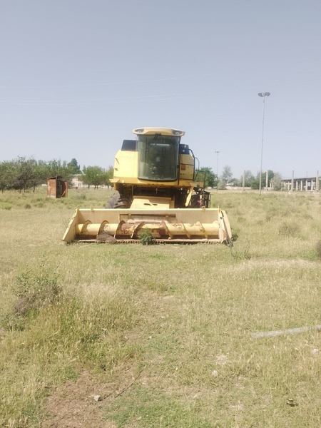 Kombayn New Holland