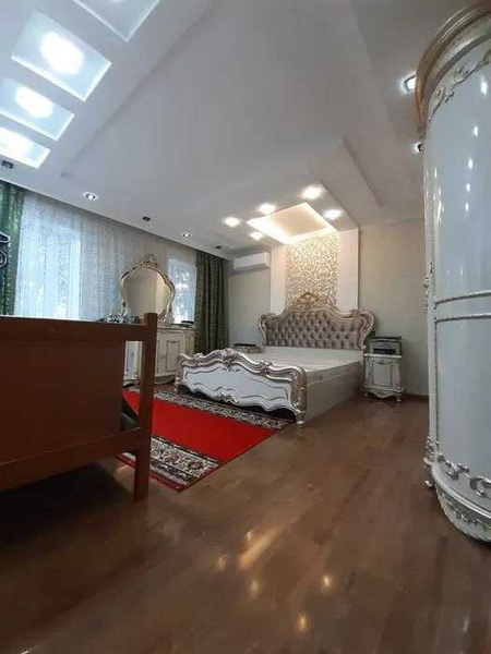 (К127422) Продается 4-х комнатная квартира в Учтепинском районе.