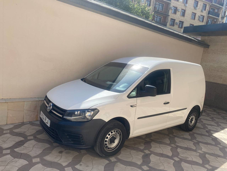 Volkswagen Caddy furgon 2020 год бензин  пробег 225000км состояние хор
