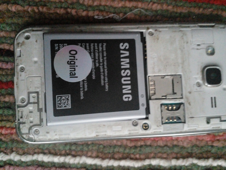 Samsung j2 sotiladi (zapchastga)
