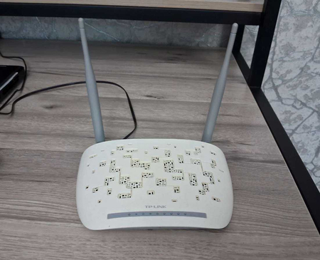 Вай-фай (wi-fi) роутер TP-LINK модель TD-W8961N