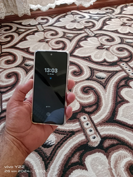 Samsung A 52 xolati cotki srocna sotaman xotirasi 128 8