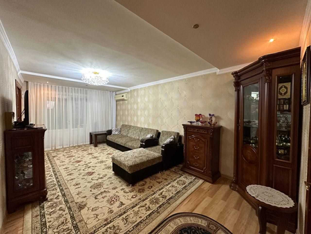 Продаётся квартиры 3/2/4 на Алмазарском районе ул.Олмазор (J2405 )