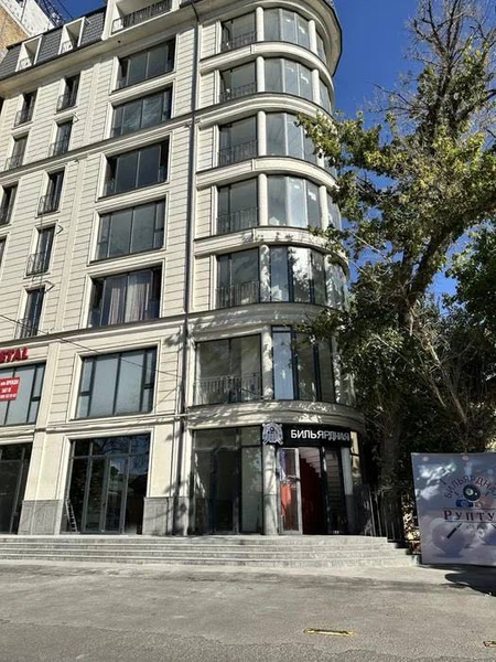 HA Шота Руставели 2/4/8 
НОВОСТРОЙKA очень Срочно Продается кирпич