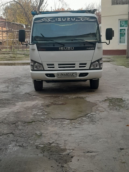 Самосвал Исузи радной