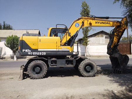 Hyundai 140w ishchi holatda