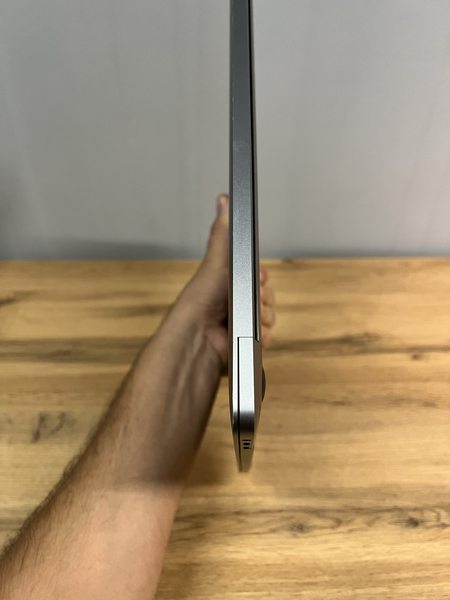 Macbook pro 15 inch 2019