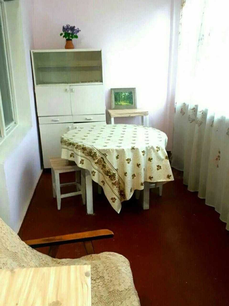Срочно продается 3/3/4 квартира 65 м2 ул.Фергана йули (МНМ)