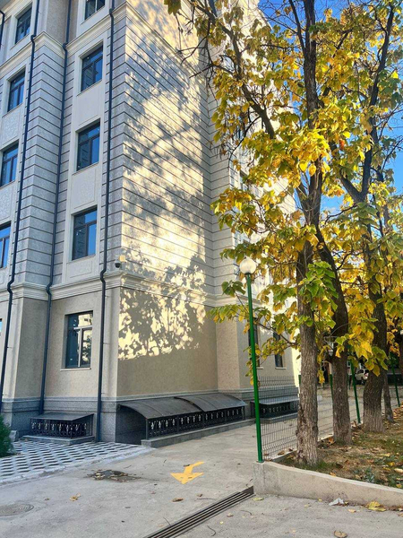 Юнусабад 3-квартал, НОВОСТРОЙКА, 79,7м2,ор-р сзади Продуктового базара