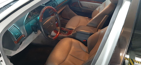 Mercedes Benz S320