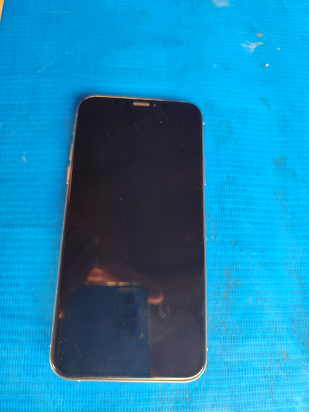 iPhone xS 64  Oq sliver