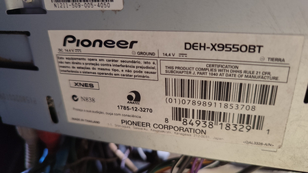 Pioneer deh-x 9550bt original bluetoth sotiladi