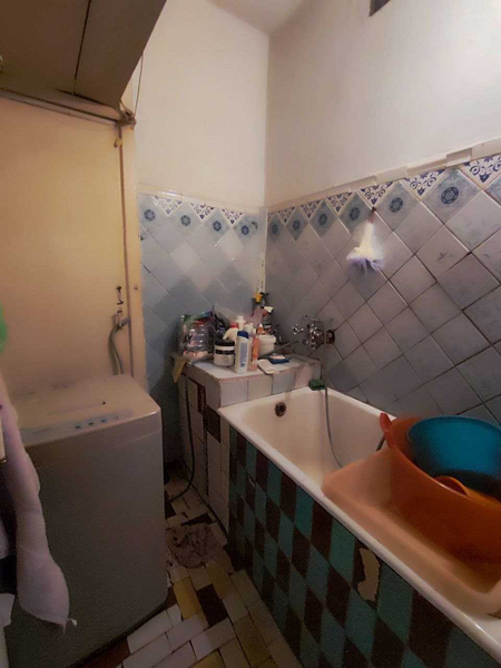 Продам трешку со средним ремонтом 65м2 2 этаж около Ровд Чиланзар!`