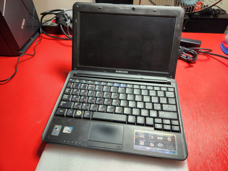 Noutbuk Acer N130