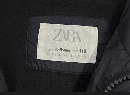 куртка на мальчика ZARA 4-5 лет. В отличном состоянии.