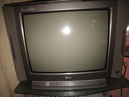 Продаётся телевизор LG  В хорошем состоянии.