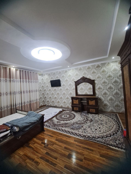 Квартира сотилади