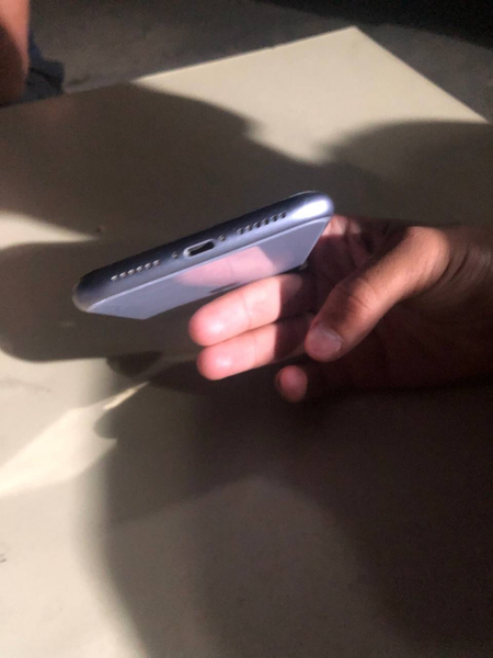 iphone 11 64gb LLA