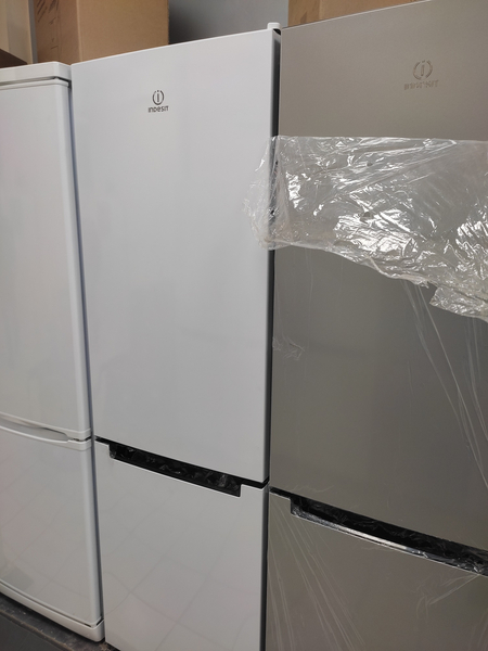 Indesit holadinik