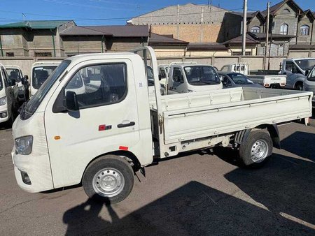 Forland T5 mini gruzavoy 3tonnagacha yuk ko'tarish imkoniyati.