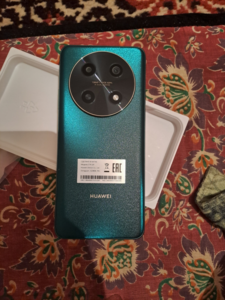 HUAWEI  nova  12i