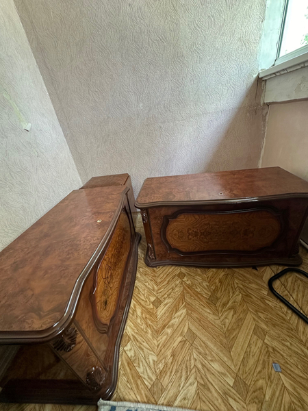 Спальный, шкаф сервант, трюмо, сундук 2 та + диван сотилади срочно ‼️