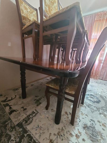 Срочно продаётся стол стул