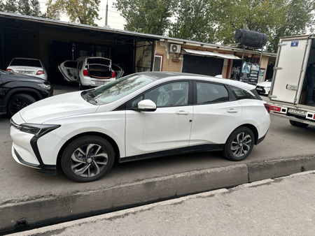 Buick Velite 6  450 km Рестайлинг таййор минишга