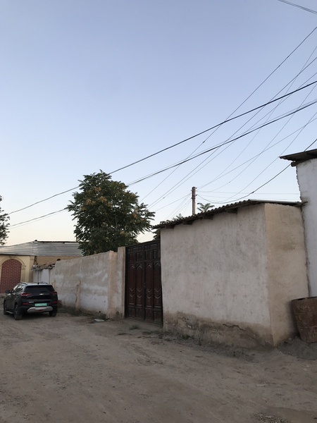 Qarshi shaxrida uy sotiladi