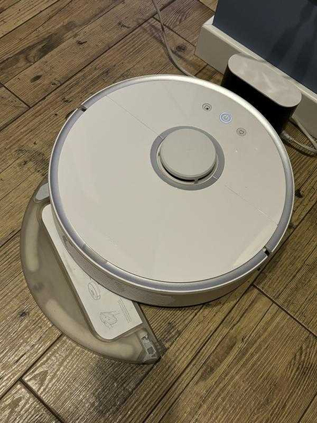 ПРОДАМ Робот-пылесос Roborock Sweep One S50.  Cостояние ОТЛИЧНОЕ