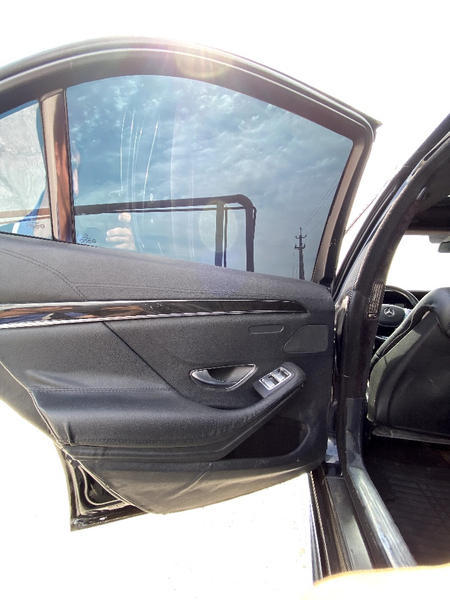 Mersedes benz w222(220)