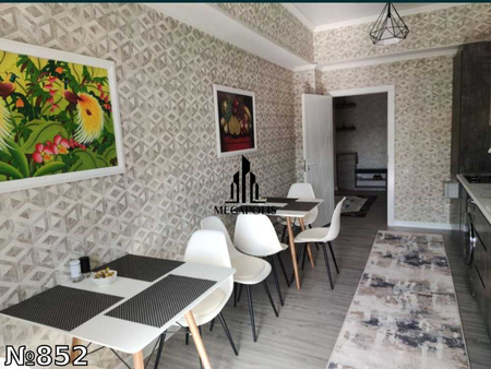 kriti yonidan 3 xonali yevro remont kvartira sotiladi  №852