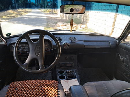 Vaz 21 06 sotiladi yaxshi barakali moshina