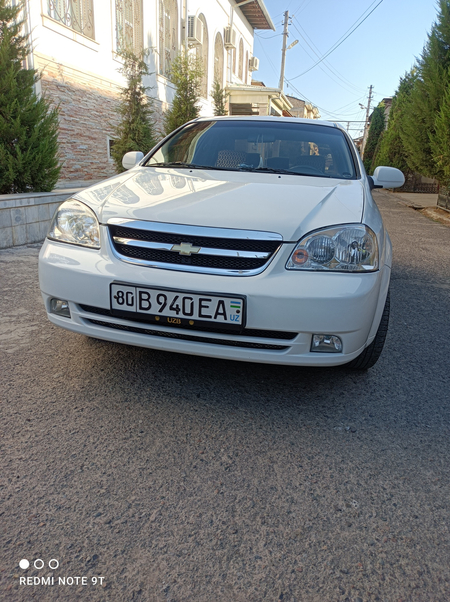 Лачетти 1.8 сотилади lacetti 1.8 sotiladi