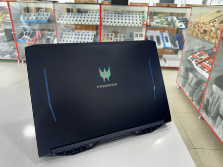 Acer predator metal corpus core i7 rtx 2060 videokarta 16/512 ssd
