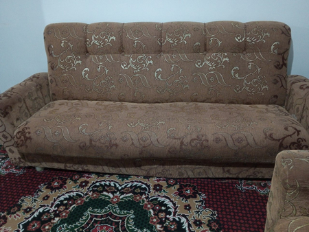 Srochna Divan Sotiladi