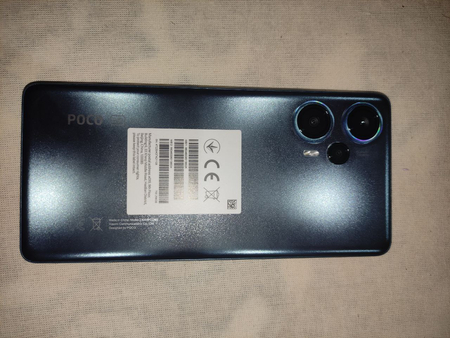 Poco F5 12/256. В отличном состоянии