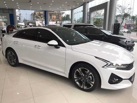 UMID AVTO COMPANY dan KIA K5 2023 yillik 8% arenda s vikupom