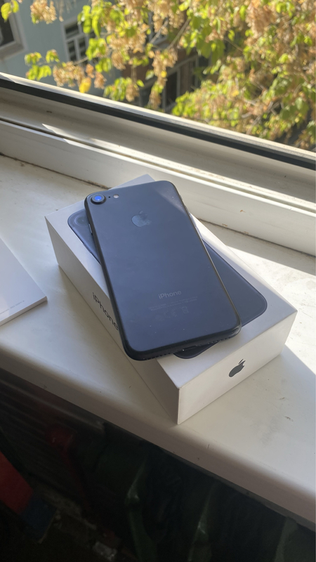 Iphone 7 karobkali chotki holat