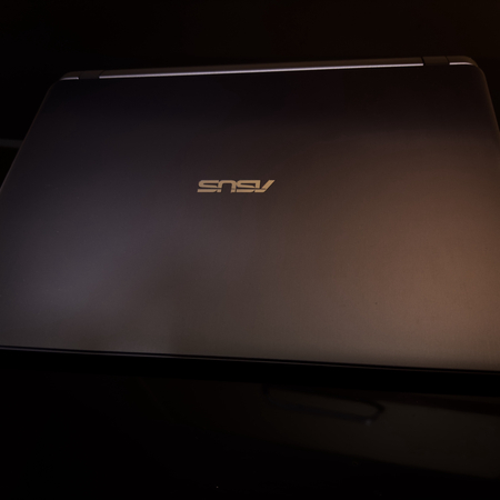Noutbook Asus Srochna