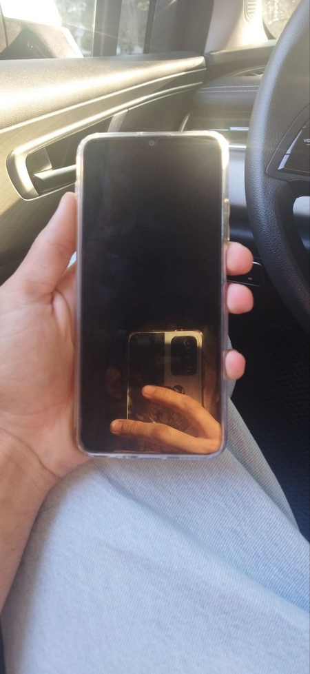 Telefon sotiladi srochna
