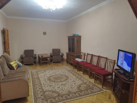 3-комнатная квартира на Дархане (метро Хамид Олимжан)..