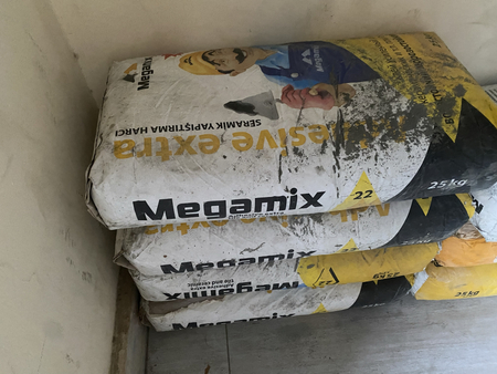 Megamix 25kg 7 ta halta bor srochna sotiladi