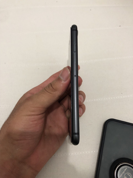 Iphone 8 256 Gb bleck 84 % Radnoy