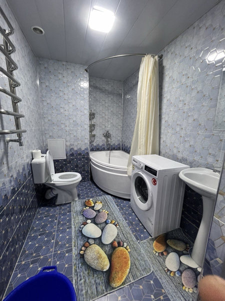 Яккасарой саламатина 2 хона 550$