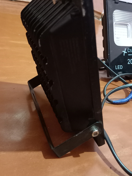 Прожектор. 3шт. Светодиодные. СТАЛКЕР 20W