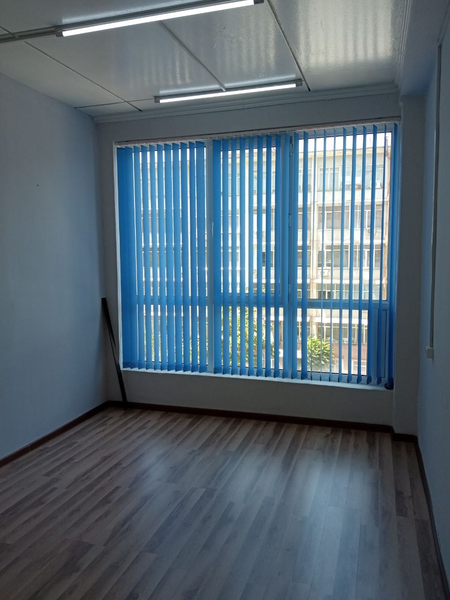 85м² Алгоритм кызыл шарк Вдоль дороги под офис или учебный центр