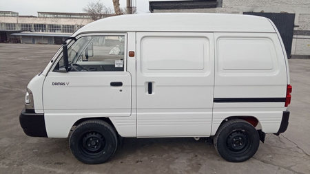 Сотилади Damas VAN