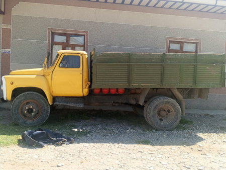 Moshina ishga toyor